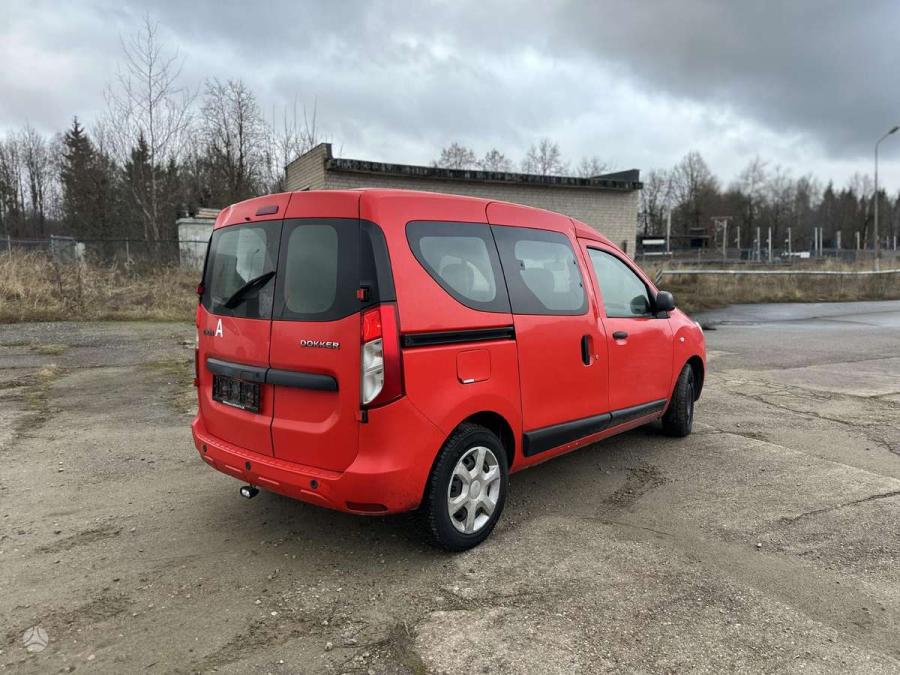 Red Dacia Dokker 2020 in Vilnius, with an engine capacity of 1.46 L and mileage of 290 thousand km for 4235 €, photo 4 on AUTOMOTO.COM.LV