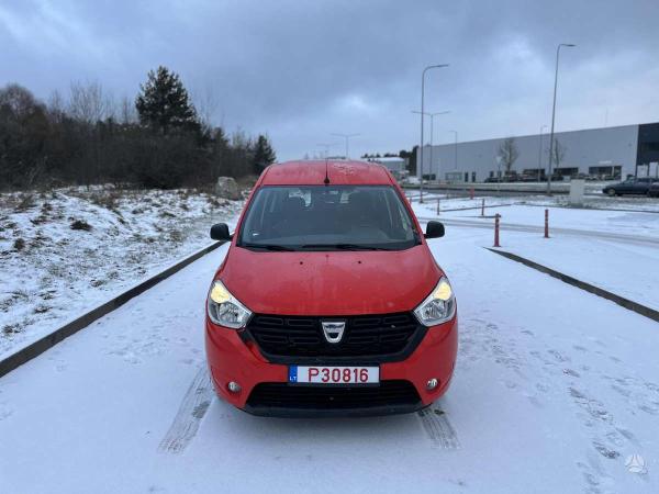 Red Dacia Dokker 2020 in Vilnius, with an engine capacity of 1.46 L and mileage of 282 thousand km for 4450 €, photo 2 on AUTOMOTO.COM.LV