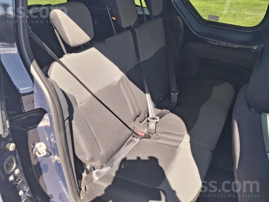 Violets Dacia Dokker 2015 Rīga, ar dzinēja tilpumu 1.50 L un nobraukumu 164 tūkst. km par 4500 €, foto 6 vietnē AUTOMOTO.COM.LV
