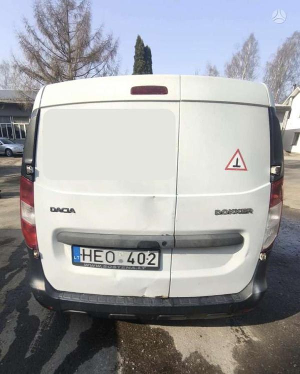 White Dacia Dokker 2014 in Vilnius, with an engine capacity of 1.60 L and mileage of 265 thousand km for 1150 €, photo 4 on AUTOMOTO.COM.LV