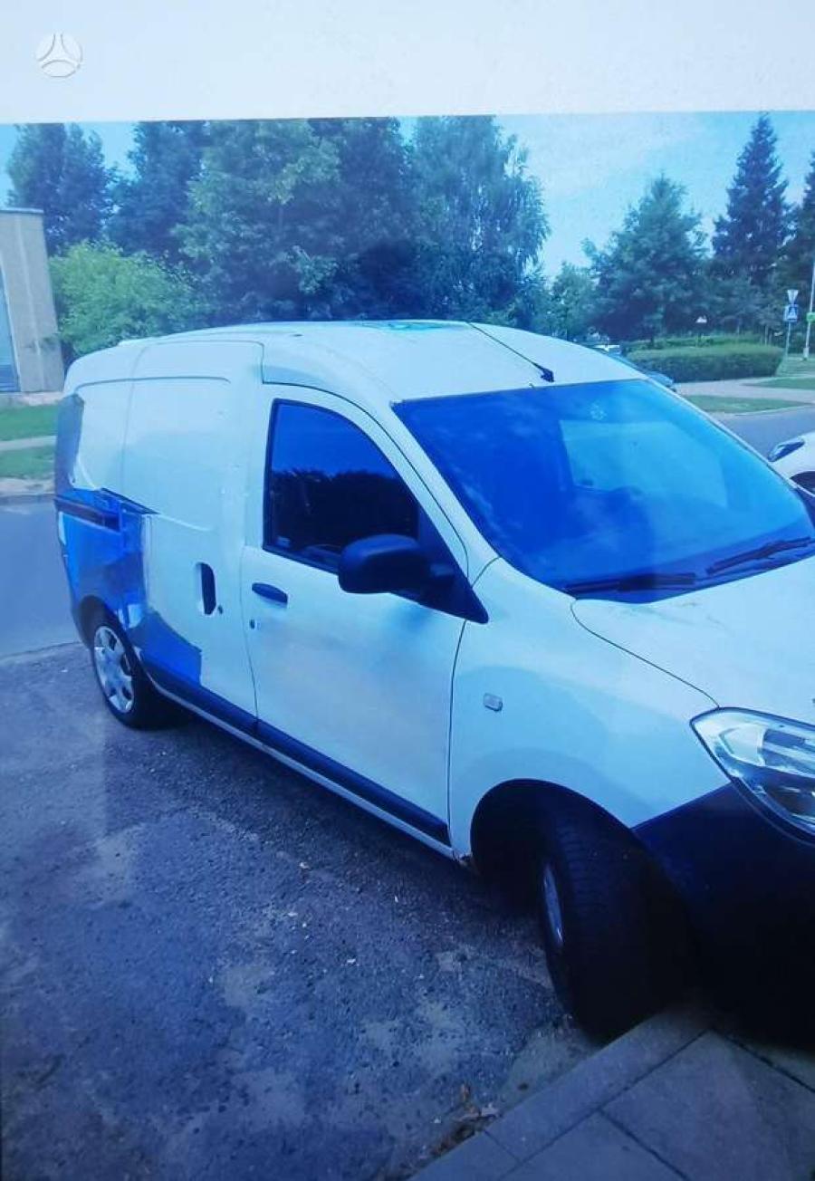 Balts Dacia Dokker 2015 Viļņa, ar dzinēja tilpumu 1.50 L un nobraukumu 278 tūkst. km par 799 €, foto 3 vietnē AUTOMOTO.COM.LV