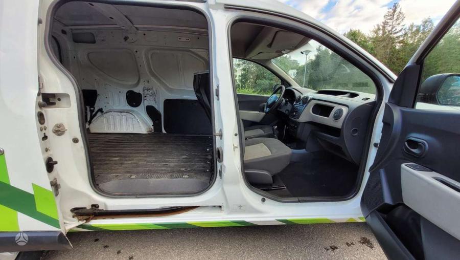 Balts Dacia Dokker 2015 Elektrėnai, ar dzinēja tilpumu 1.50 L un nobraukumu 194 tūkst. km par 3795 €, foto 11 vietnē AUTOMOTO.COM.LV