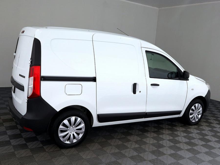 Balts Dacia Dokker 2020 Tallina, ar dzinēja tilpumu 1.50 L un nobraukumu 286 tūkst. km par 3799 €, foto 4 vietnē AUTOMOTO.COM.LV