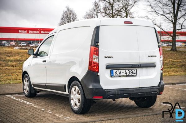 Balts Dacia Dokker 2014 Rīga, ar dzinēja tilpumu 1.50 L un nobraukumu 281 tūkst. km par 3590 €, foto 2 vietnē AUTOMOTO.COM.LV