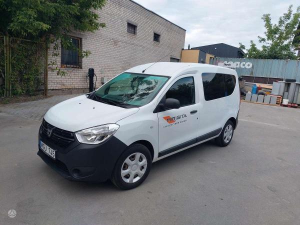 Balts Dacia Dokker 2018 Palanga, ar dzinēja tilpumu 1.46 L un nobraukumu 176 tūkst. km par 5100 €, foto  vietnē AUTOMOTO.COM.LV