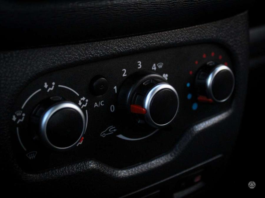 Balts Dacia Dokker 2019 Kauņa, ar dzinēja tilpumu 1.46 L un nobraukumu 229 tūkst. km par 4750 €, foto 10 vietnē AUTOMOTO.COM.LV