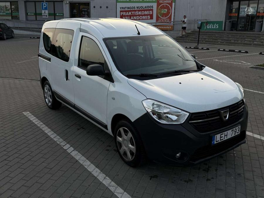 White Dacia Dokker 2019 in Kaunas, with an engine capacity of 1.46 L and mileage of 104 thousand km for 5800 €, photo 3 on AUTOMOTO.COM.LV