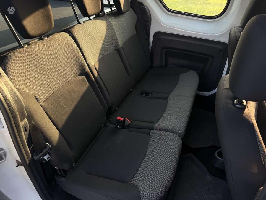 White Dacia Dokker 2019 in Kaunas, with an engine capacity of 1.46 L and mileage of 104 thousand km for 5800 €, photo 11 on AUTOMOTO.COM.LV