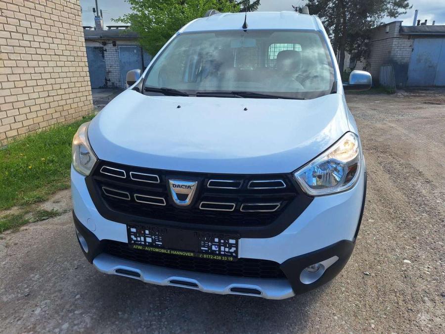 White Dacia Dokker 2019 in Marijampole, with an engine capacity of 1.20 L and mileage of 101 thousand km for 6650 €, photo 3 on AUTOMOTO.COM.LV