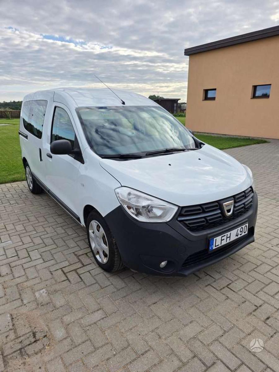 Balts Dacia Dokker 2019 Mažeikiai, ar dzinēja tilpumu 1.46 L un nobraukumu 291 tūkst. km par 4100 €, foto 4 vietnē AUTOMOTO.COM.LV