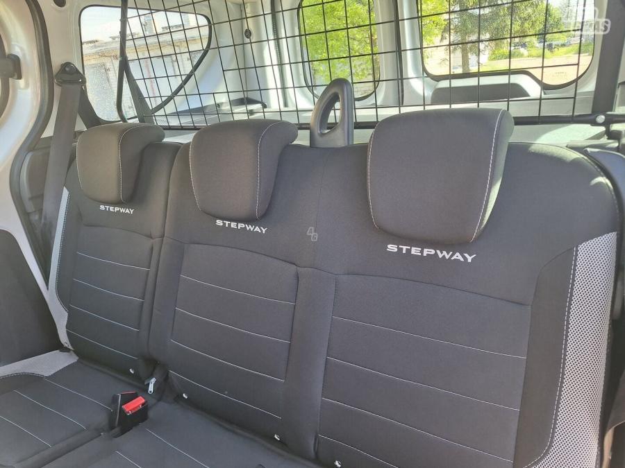 Balts Dacia Dokker 2019 Marijampole, ar dzinēja tilpumu 1.20 L un nobraukumu 101 tūkst. km par 6650 €, foto 12 vietnē AUTOMOTO.COM.LV