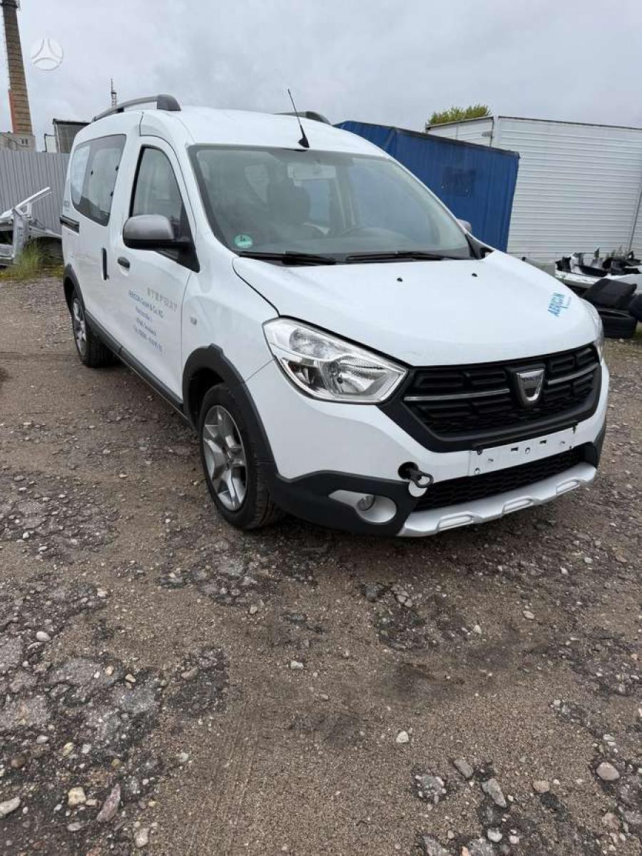 Balts Dacia Dokker 2020 Jurbarkas, ar dzinēja tilpumu 1.46 L un nobraukumu 145 tūkst. km par 5444 €, foto 7 vietnē AUTOMOTO.COM.LV