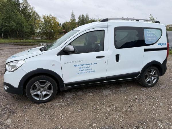 White Dacia Dokker 2020 in Jurbarkas, with an engine capacity of 1.46 L and mileage of 145 thousand km for 5444 €, photo 9 on AUTOMOTO.COM.LV