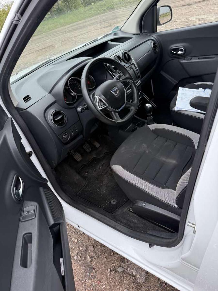 Balts Dacia Dokker 2020 Jurbarkas, ar dzinēja tilpumu 1.46 L un nobraukumu 145 tūkst. km par 5444 €, foto 11 vietnē AUTOMOTO.COM.LV