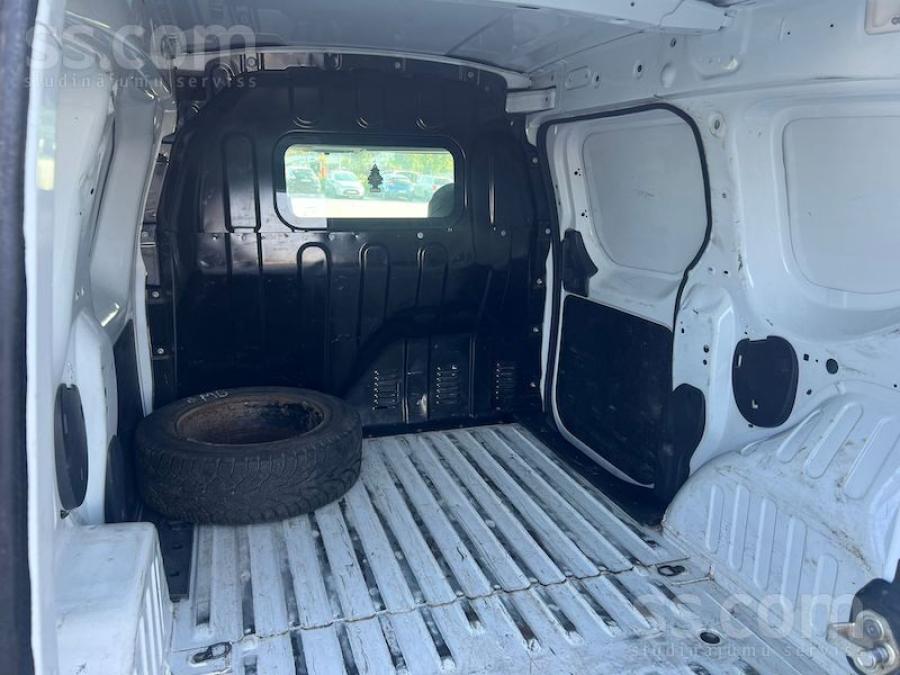 Balts Dacia Dokker 2015 Rīga, ar dzinēja tilpumu 1.50 L un nobraukumu 269 tūkst. km par 3690 €, foto 12 vietnē AUTOMOTO.COM.LV