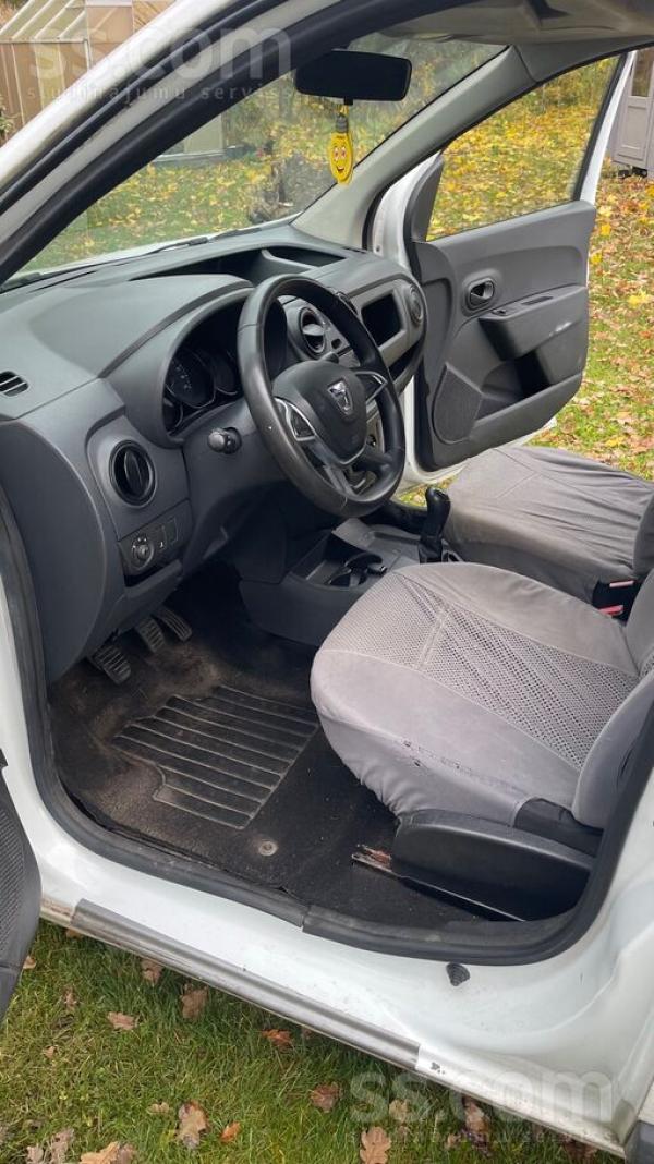 Balts Dacia Dokker 2017 Rīga, ar dzinēja tilpumu 1.50 L un nobraukumu 202 tūkst. km par 4600 €, foto 6 vietnē AUTOMOTO.COM.LV