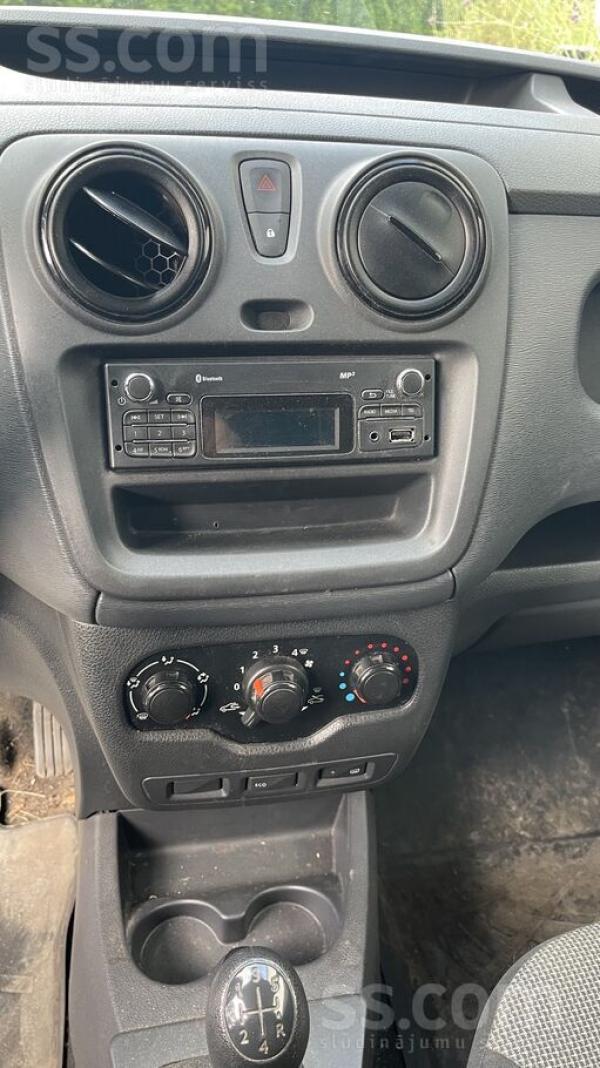 Balts Dacia Dokker 2017 Rīga, ar dzinēja tilpumu 1.50 L un nobraukumu 202 tūkst. km par 4600 €, foto 10 vietnē AUTOMOTO.COM.LV