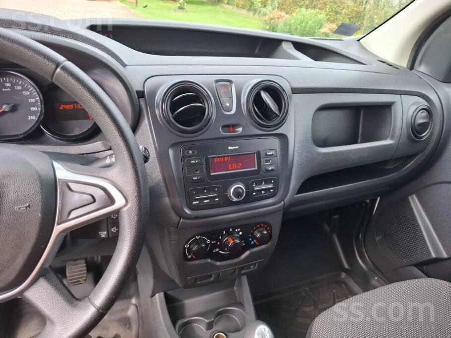 Balts Dacia Dokker 2020 Jelgava, ar dzinēja tilpumu 1.50 L un nobraukumu 245 tūkst. km par 3800 €, foto 5 vietnē AUTOMOTO.COM.LV