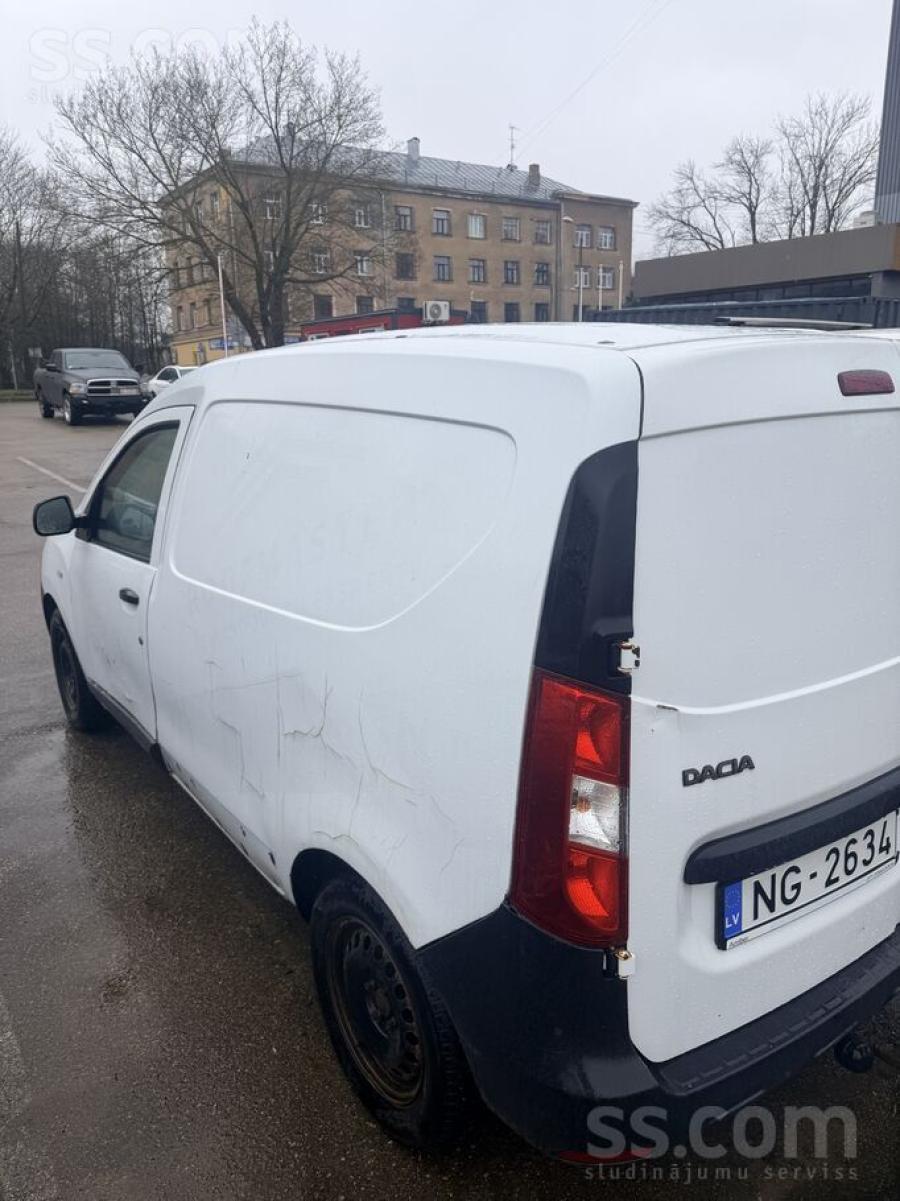 White Dacia Dokker 2013 in Riga, with an engine capacity of 1.50 L and mileage of 297 thousand km for 1600 €, photo 6 on AUTOMOTO.COM.LV