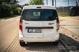 Balts Dacia Dokker 2015 Rīga, ar dzinēja tilpumu 1.50 L un nobraukumu 327 tūkst. km par 2490 €, foto 6 vietnē AUTOMOTO.COM.LV