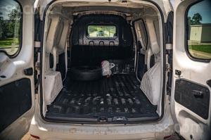 Balts Dacia Dokker 2015 Rīga, ar dzinēja tilpumu 1.50 L un nobraukumu 327 tūkst. km par 2490 €, foto 13 vietnē AUTOMOTO.COM.LV