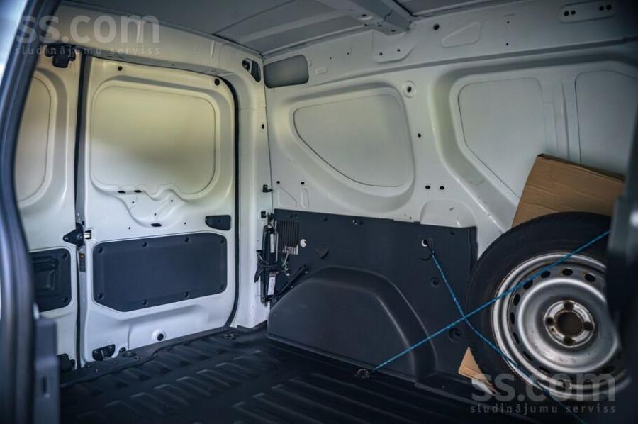 White Dacia Dokker 2019 in Riga, with an engine capacity of 1.50 L and mileage of 0 thousand km for 2990 €, photo 12 on AUTOMOTO.COM.LV