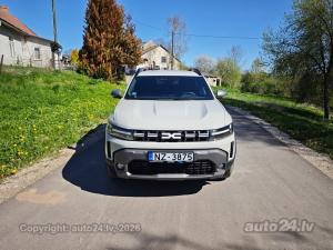 Бежевый Дачия Duster 2024 в Лиепая, объемом двигателя 1.60 л и пробегом 39 тыс. км за 22320 €, фото 3 на AUTOMOTO.COM.LV