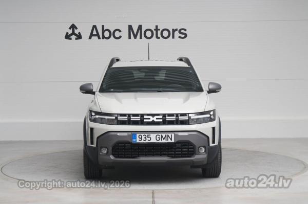 Beige Dacia Duster 2024 in Tallinn, with an engine capacity of 1.60 L and mileage of 25 thousand km for 24990 €, photo 2 on AUTOMOTO.COM.LV