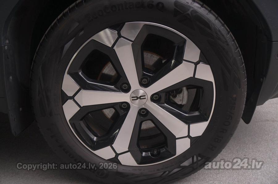 Smilšu krāsa Dacia Duster 2024 Tallina, ar dzinēja tilpumu 1.60 L un nobraukumu 25 tūkst. km par 24990 €, foto 14 vietnē AUTOMOTO.COM.LV