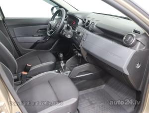 Beige Dacia Duster 2019 in Tallinn, with an engine capacity of 1.60 L and mileage of 121 thousand km for 9990 €, photo 9 on AUTOMOTO.COM.LV