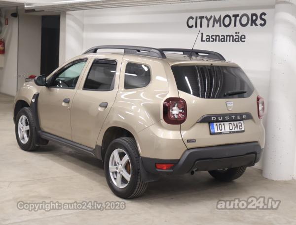 Beige Dacia Duster 2019 in Tallinn, with an engine capacity of 1.60 L and mileage of 121 thousand km for 9900 €, photo 3 on AUTOMOTO.COM.LV