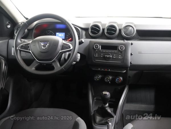 Beige Dacia Duster 2019 in Tallinn, with an engine capacity of 1.60 L and mileage of 121 thousand km for 9900 €, photo 7 on AUTOMOTO.COM.LV