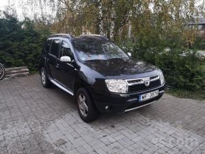 Black Dacia Duster 2010 in Riga, with an engine capacity of 1.50 L and mileage of 276 thousand km for 4600 €, photo 3 on AUTOMOTO.COM.LV