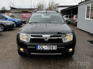 Melns Dacia Duster 2010 Daugavpils, ar dzinēja tilpumu 1.50 L un nobraukumu 0 tūkst. km par 4550 €, foto 3 vietnē AUTOMOTO.COM.LV