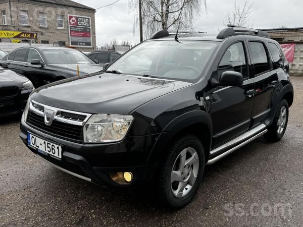 Черный Дачия Duster 2010 в Даугавпилс, объемом двигателя 1.50 л и пробегом 0 тыс. км за 4550 €, фото 3 на AUTOMOTO.COM.LV