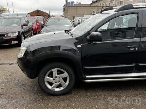 Melns Dacia Duster 2010 Daugavpils, ar dzinēja tilpumu 1.50 L un nobraukumu 0 tūkst. km par 4550 €, foto 8 vietnē AUTOMOTO.COM.LV