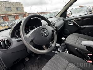 Melns Dacia Duster 2010 Daugavpils, ar dzinēja tilpumu 1.50 L un nobraukumu 0 tūkst. km par 4550 €, foto 14 vietnē AUTOMOTO.COM.LV