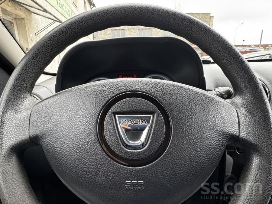 Melns Dacia Duster 2010 Daugavpils, ar dzinēja tilpumu 1.50 L un nobraukumu 0 tūkst. km par 4550 €, foto 16 vietnē AUTOMOTO.COM.LV