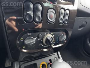 Melns Dacia Duster 2010 Daugavpils, ar dzinēja tilpumu 1.50 L un nobraukumu 0 tūkst. km par 4550 €, foto 19 vietnē AUTOMOTO.COM.LV
