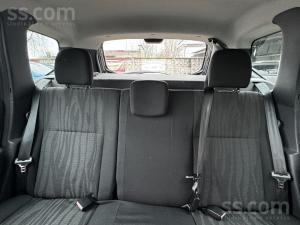 Melns Dacia Duster 2010 Daugavpils, ar dzinēja tilpumu 1.50 L un nobraukumu 0 tūkst. km par 4550 €, foto 24 vietnē AUTOMOTO.COM.LV