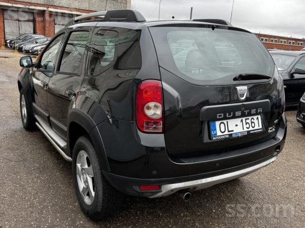 Черный Дачия Duster 2010 в Даугавпилс, объемом двигателя 1.50 л и пробегом 0 тыс. км за 4550 €, фото 4 на AUTOMOTO.COM.LV