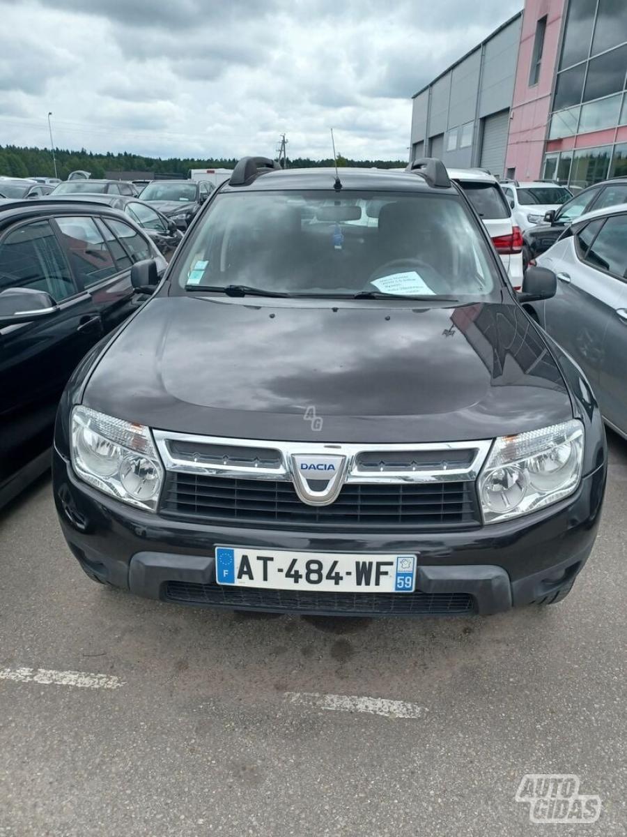 Black Dacia Duster 2010 in Taurage, with an engine capacity of 1.50 L and mileage of 286 thousand km for 2500 €, photo 1 on AUTOMOTO.COM.LV