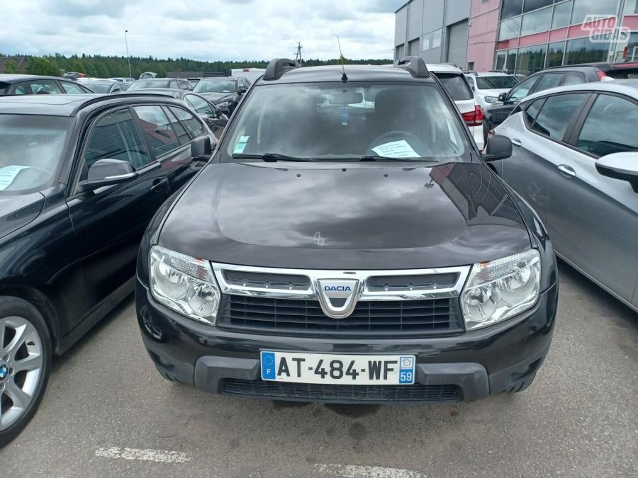 Black Dacia Duster 2010 in Taurage, with an engine capacity of 1.50 L and mileage of 286 thousand km for 2500 €, photo 3 on AUTOMOTO.COM.LV
