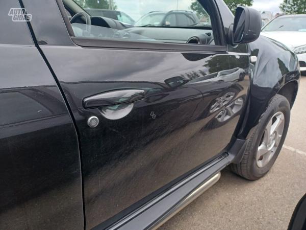 Melns Dacia Duster 2010 Tauragė, ar dzinēja tilpumu 1.50 L un nobraukumu 286 tūkst. km par 2500 €, foto 3 vietnē AUTOMOTO.COM.LV