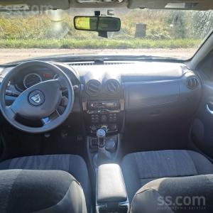 Черный Дачия Duster 2010 в Даугавпилс, объемом двигателя 1.50 л и пробегом 240 тыс. км за 4150 €, фото 12 на AUTOMOTO.COM.LV