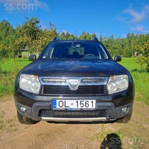 Черный Дачия Duster 2010 в Даугавпилс, объемом двигателя 1.50 л и пробегом 240 тыс. км за 4150 €, фото 3 на AUTOMOTO.COM.LV