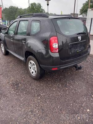 Black Dacia Duster 2011 in Cesis, with an engine capacity of 1.50 L and mileage of 178 thousand km for 5990 €, photo 6 on AUTOMOTO.COM.LV