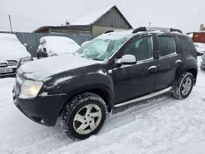 Black Dacia Duster 2011 in Taurage, with an engine capacity of 1.46 L and mileage of 240 thousand km for 3500 €, photo  on AUTOMOTO.COM.LV