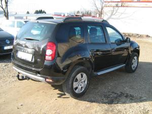 Melns Dacia Duster 2011 Rēzekne, ar dzinēja tilpumu 1.50 L un nobraukumu 220 tūkst. km par 4600 €, foto 5 vietnē AUTOMOTO.COM.LV