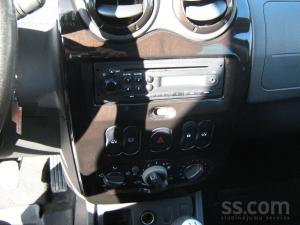 Melns Dacia Duster 2011 Rēzekne, ar dzinēja tilpumu 1.50 L un nobraukumu 220 tūkst. km par 4600 €, foto 14 vietnē AUTOMOTO.COM.LV
